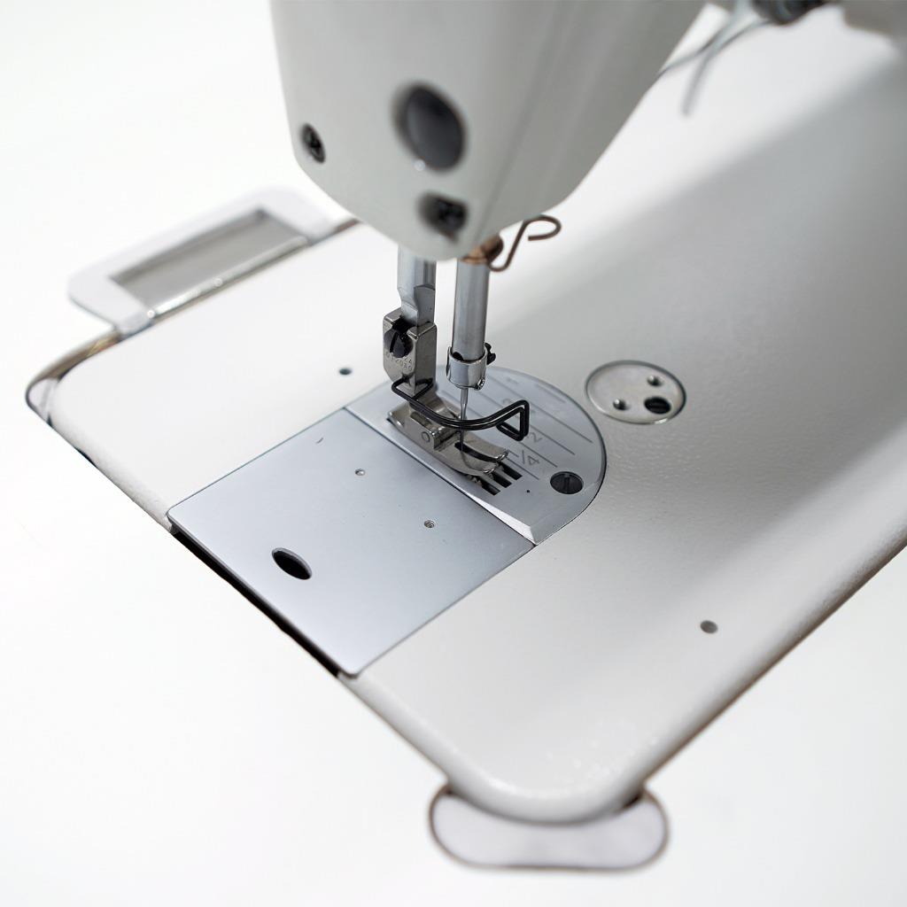 Juki DDL-8700 Industrial Sewing Machine Complete Set with Servo Motor ...