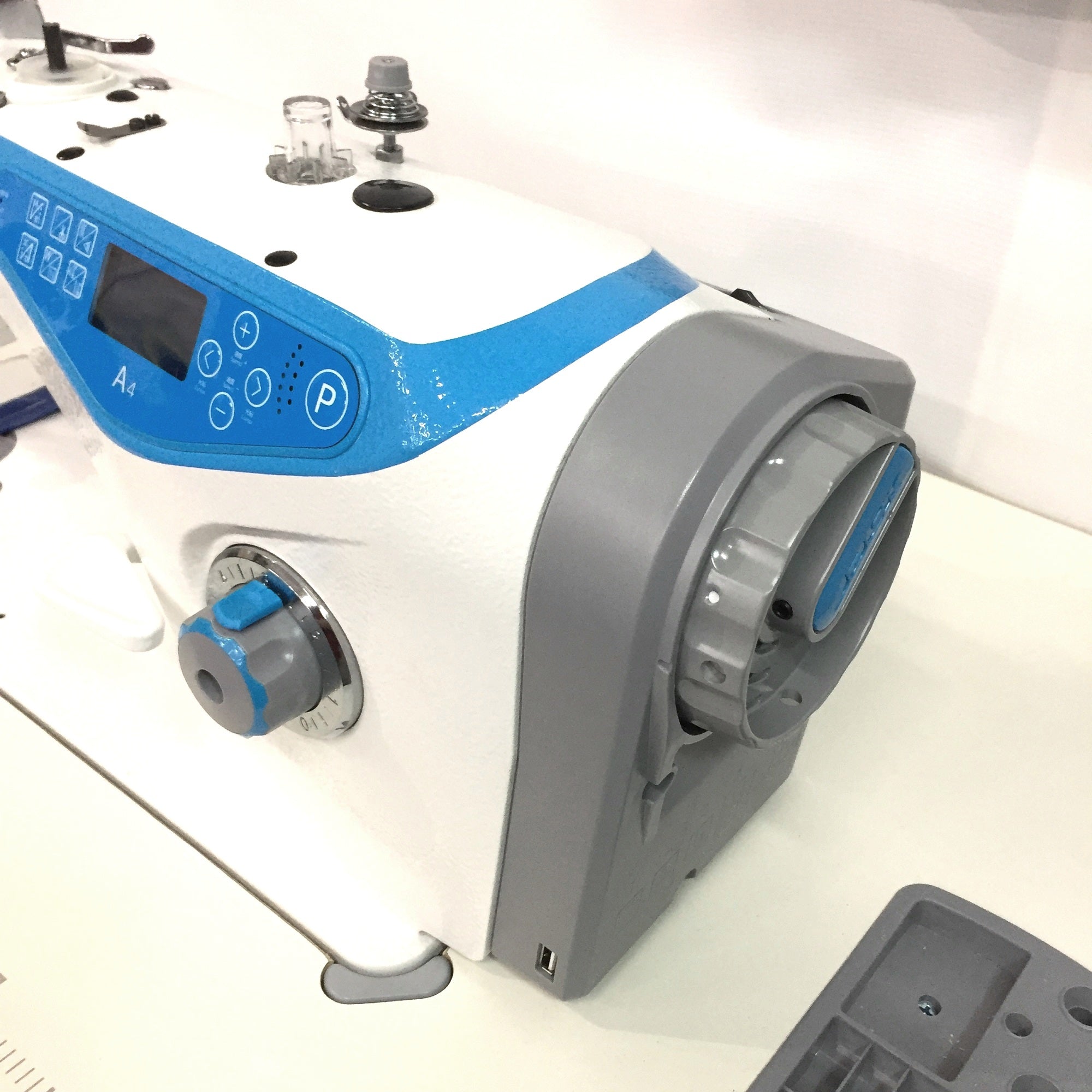 JACK A4 Single Needle Lockstitch Sewing Machine With Automatic ...